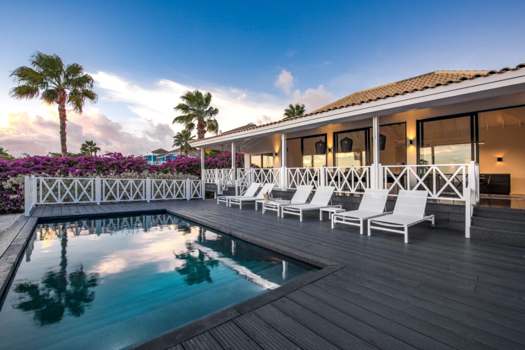 Conheça o Papagayo Curaçao, hotel que recebeu a seleção brasileira ...